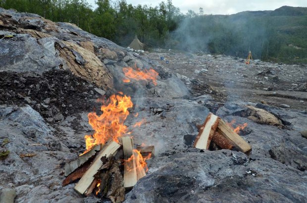 Burning rock! Experiments with fire setting at the Stone Age Melsvik ...