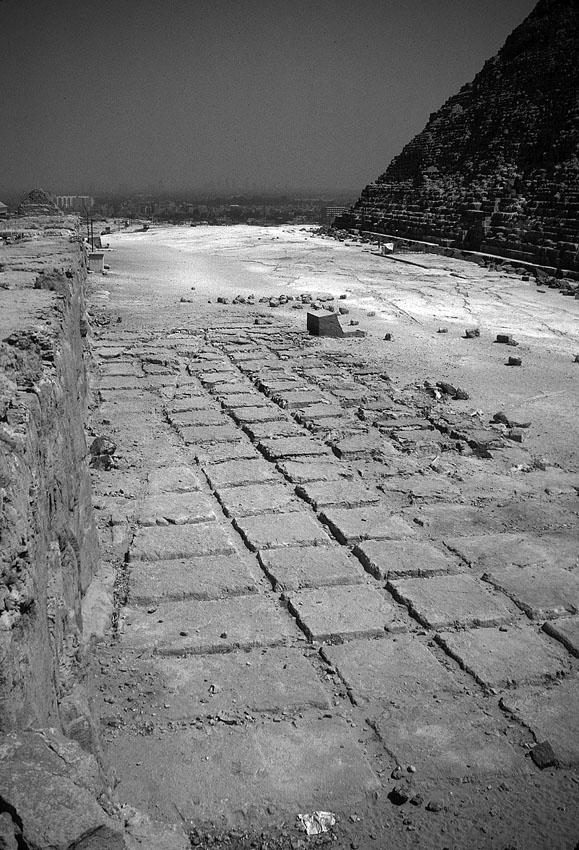 New ways of looking at highly organised stone quarrying in Ancient ...